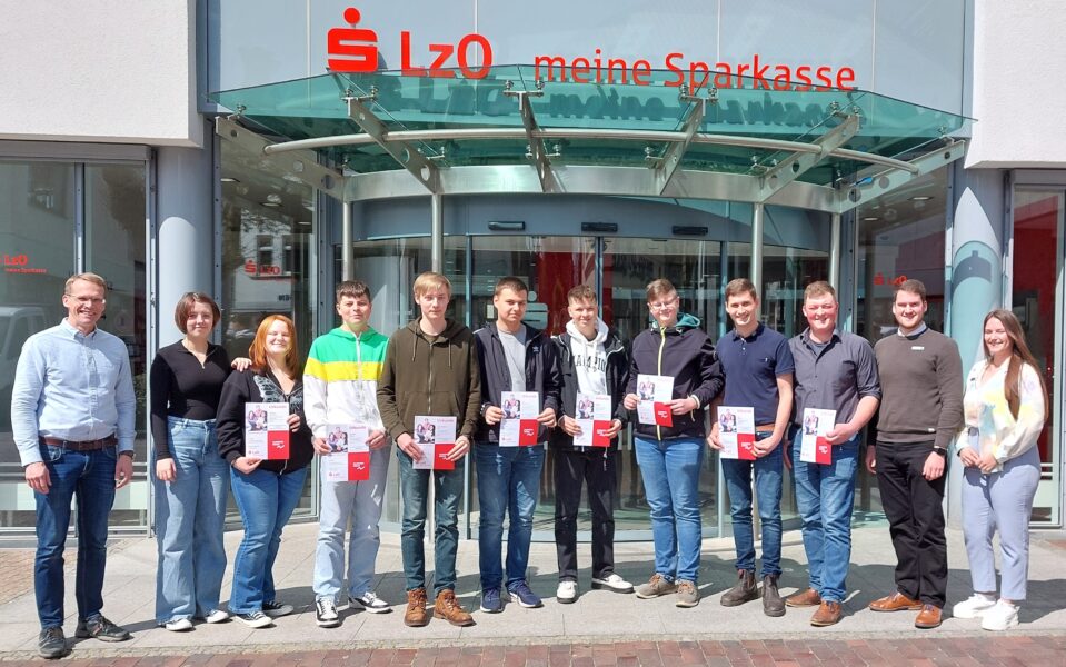 Erfolgreich beim Planspiel Börse der LzO – Berufsbildende Schulen Varel